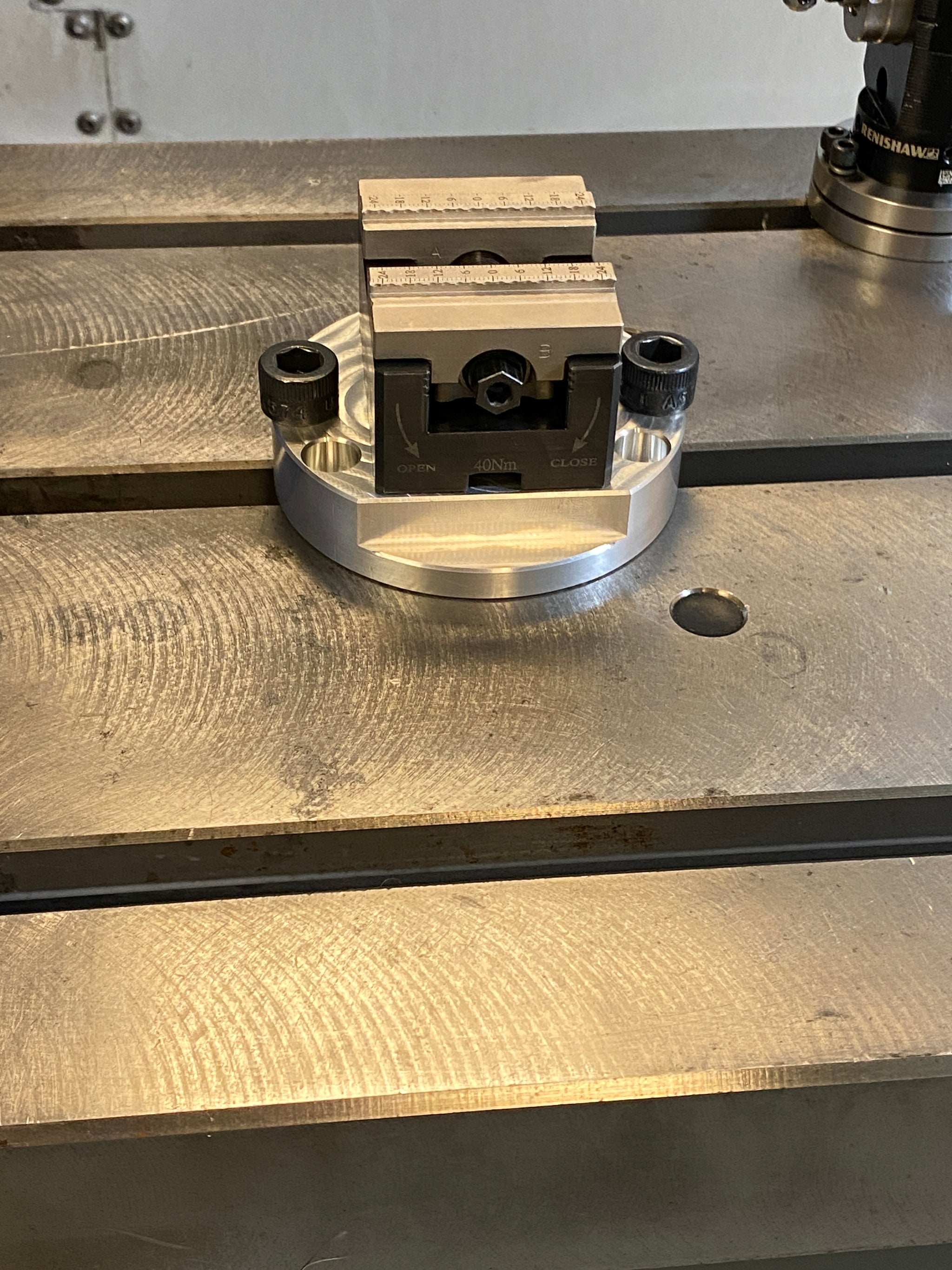 TORMACH microARC 4th axis ADAPTER & 3R CNC Self-centering Vise 8-55mm ...